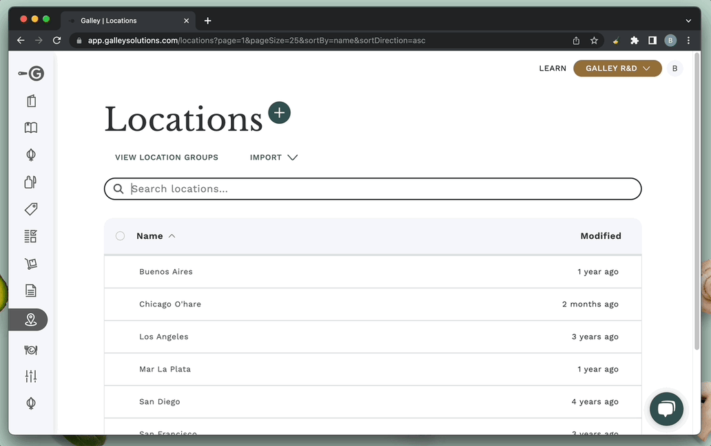 How can I copy vendor item associations between locations?
